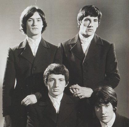 REVIEW: The Essential Kinks (2014) | mikeladano.com