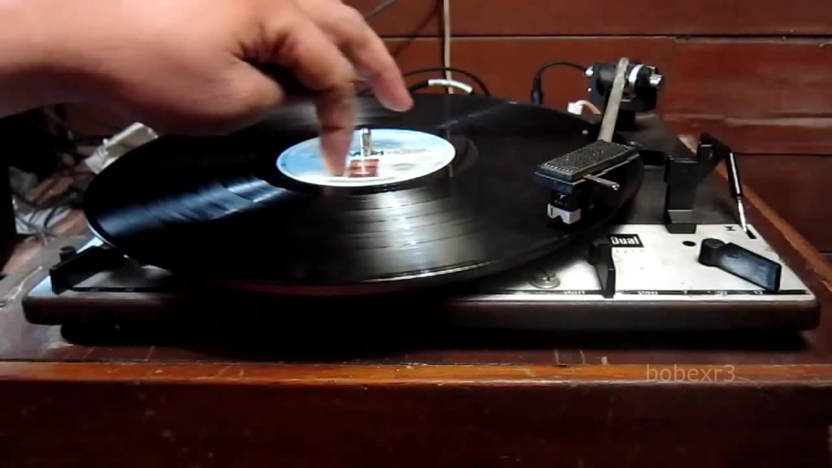 #730: It’s 2019. How do I play a record backwards? | mikeladano.com