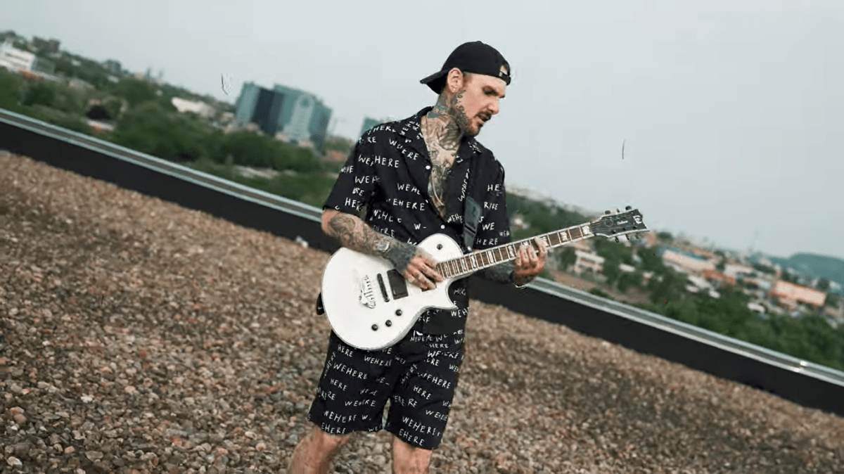 Sunday Screening: Polychuck – “Beating Myself Down” | mikeladano.com