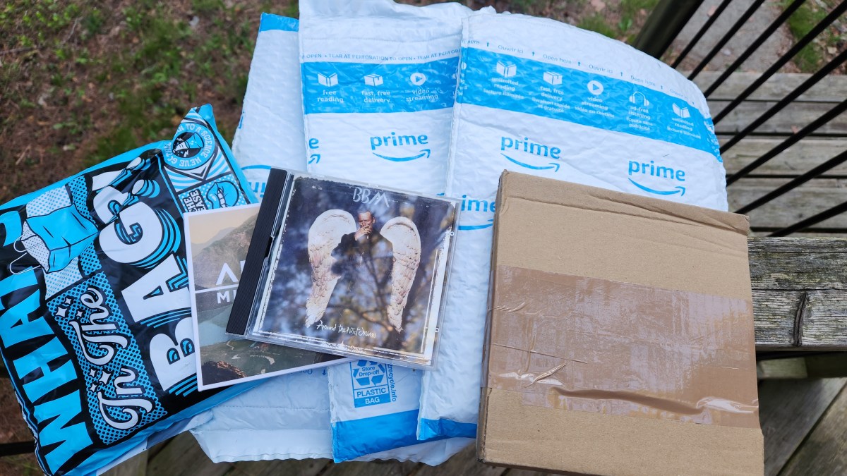 Grab A Stack of Cottage Discs with Harrison & Jex | mikeladano.com