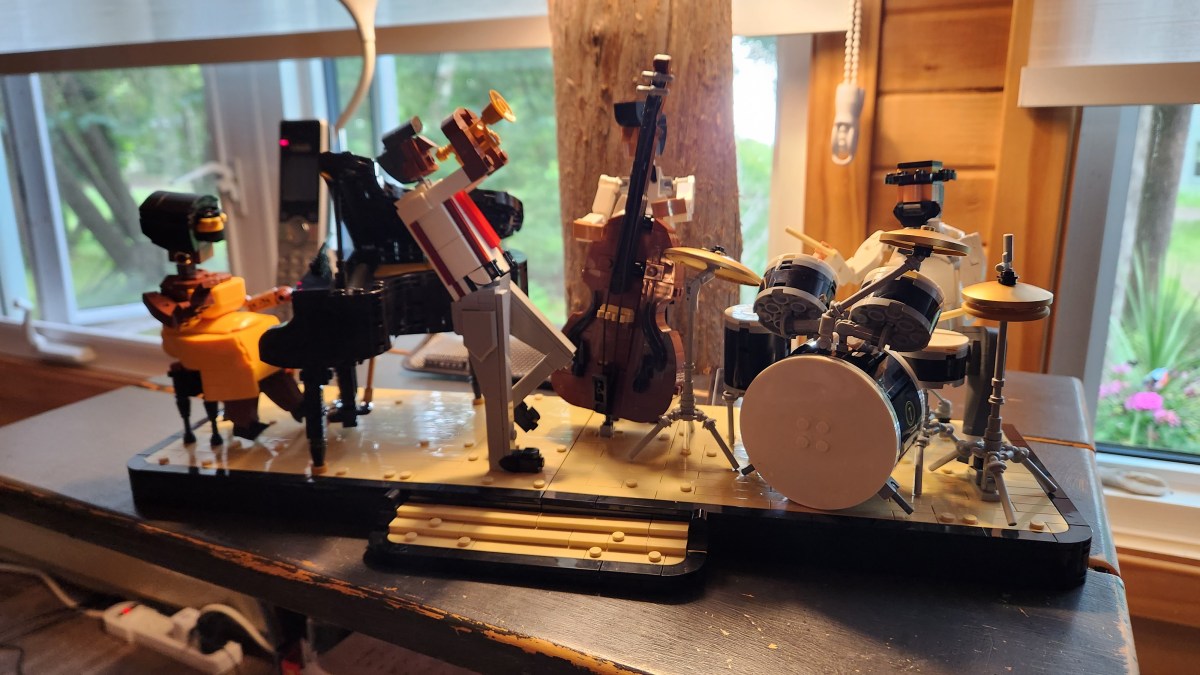 REVIEW: Lego Ideas Jazz Quartet 21334 Toy Building Kit (1606 Pieces ...